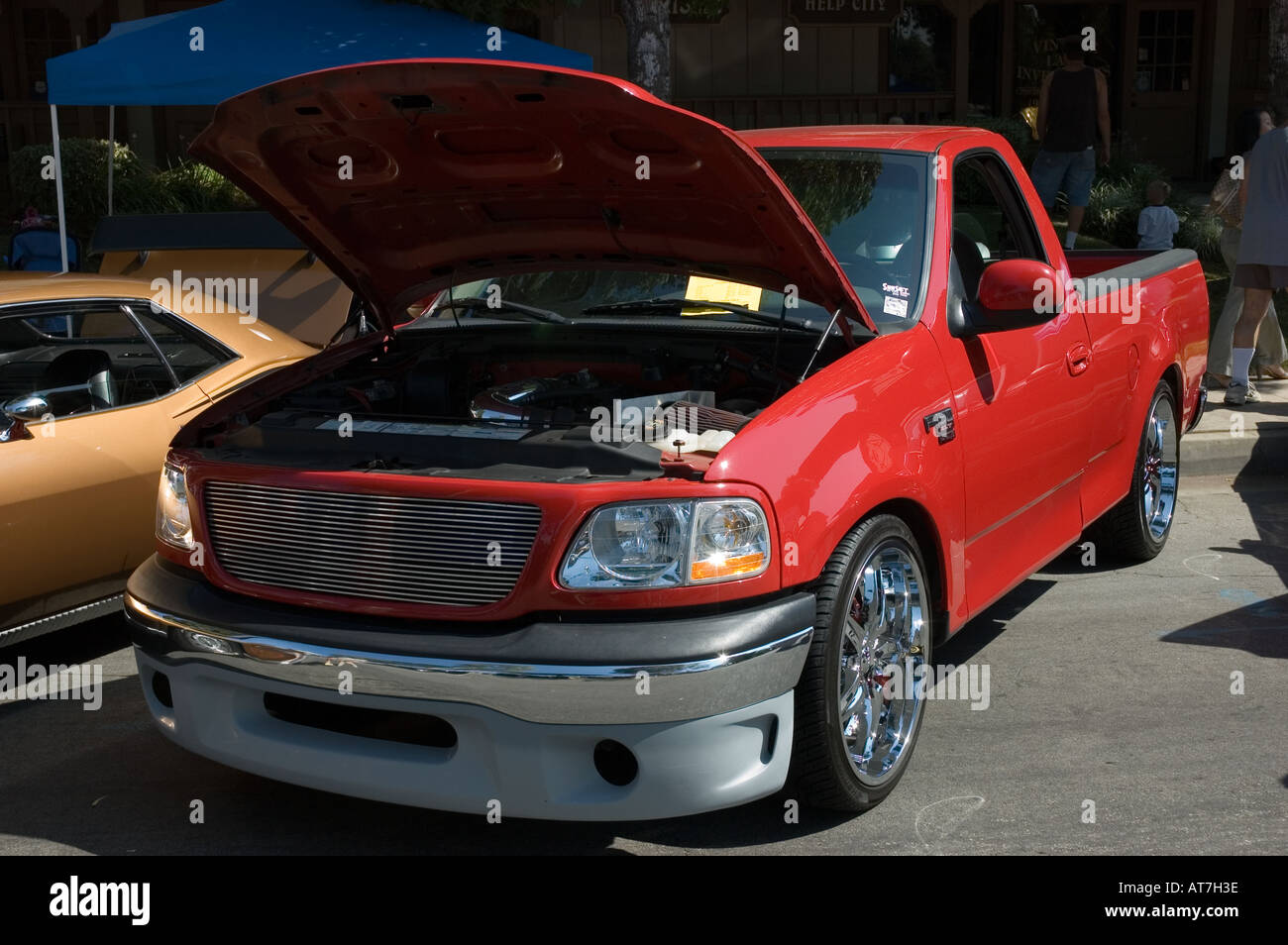 Los Angeles California car show customized pickup pick up pick-up truck ...