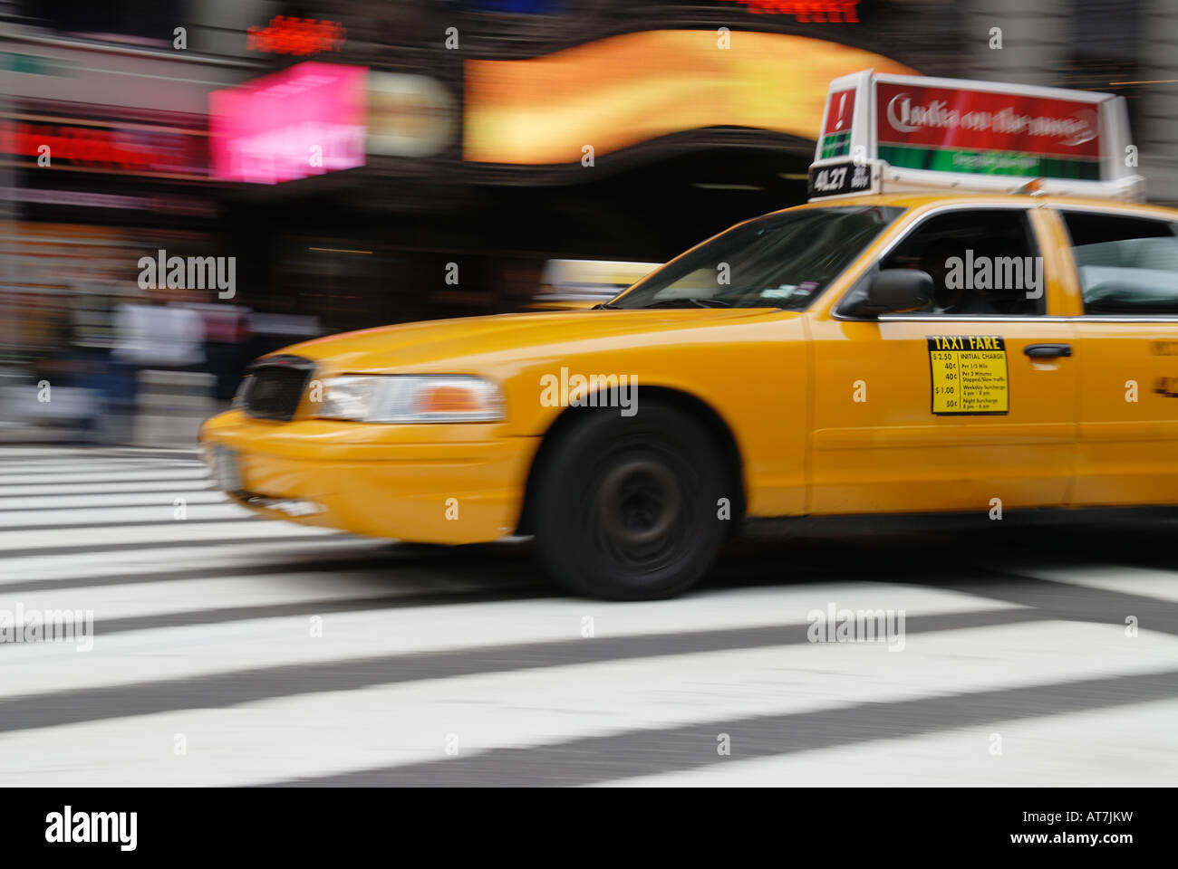 yellow cab in manhattan, new york city Stock Photo - Alamy