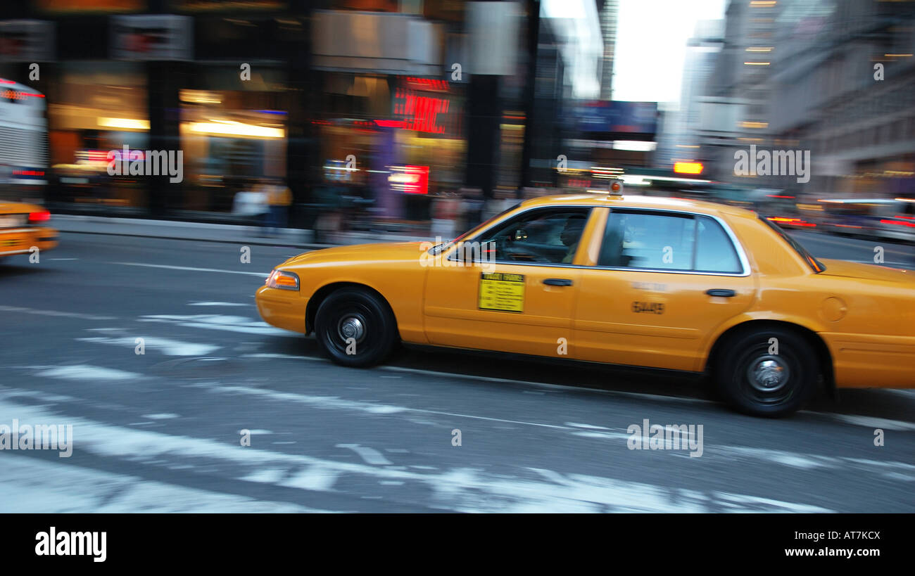 yellow cab in manhattan Stock Photo - Alamy