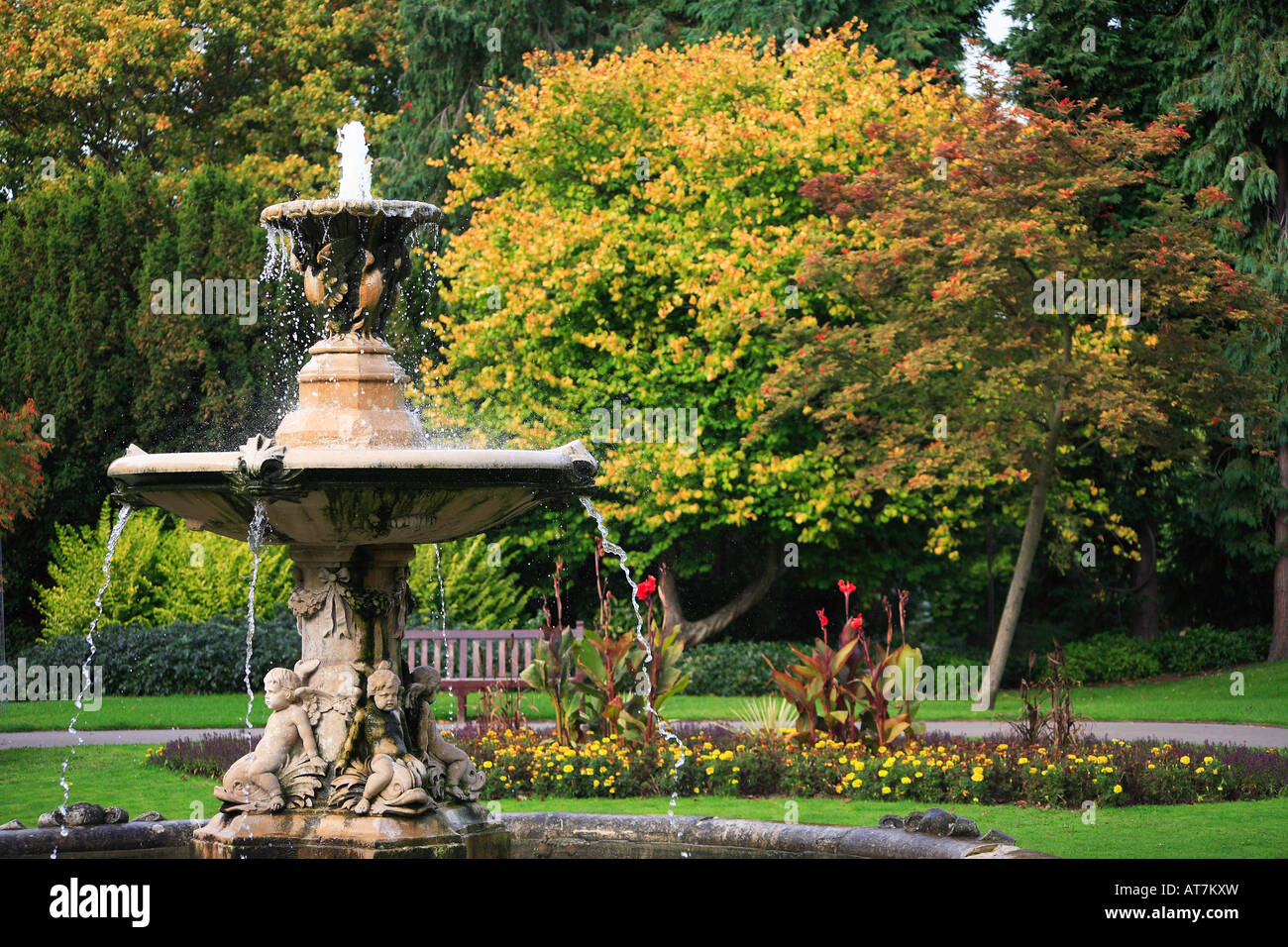 Fountain in Sandford Park Cheltenham England Stock Photo - Alamy