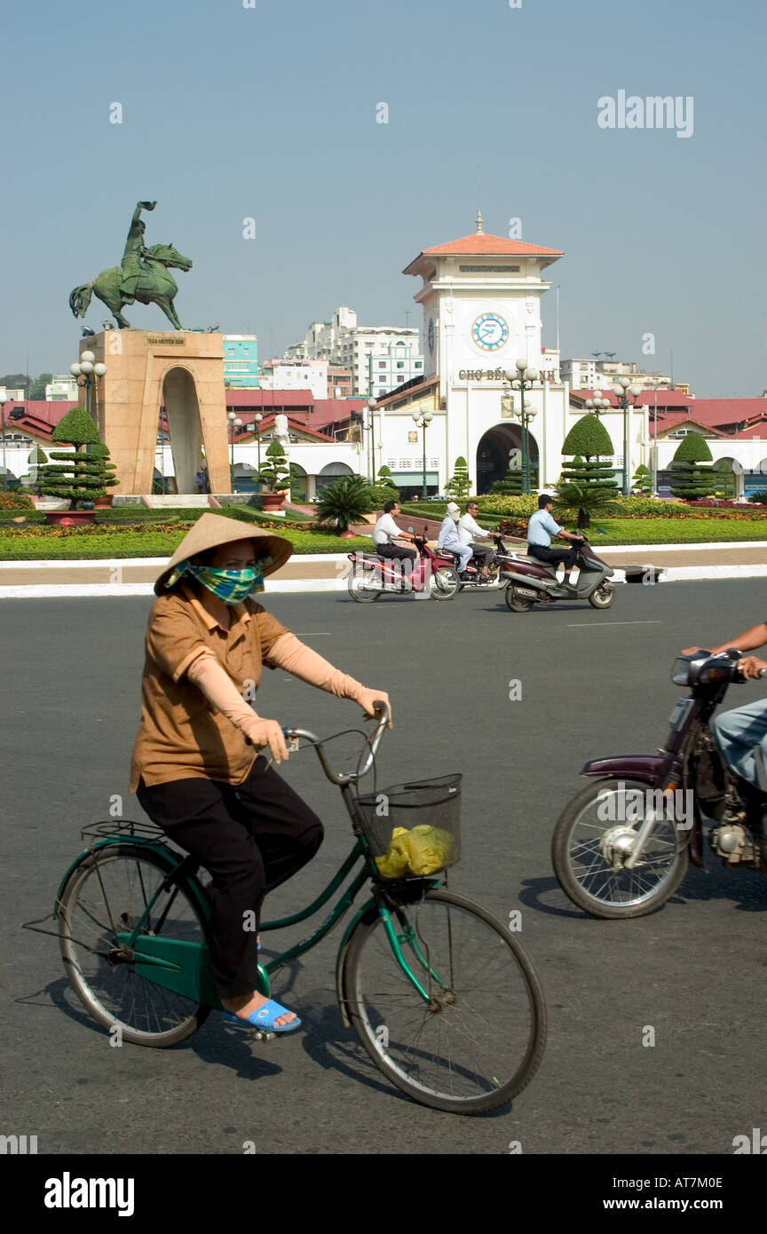 Tran Nguyen Han Statue Ben Thank public city market Saigon Ho Chi Minh ...