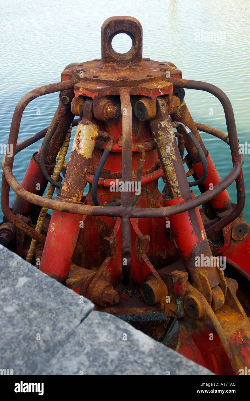 Machine that is used to deepen and to clean the ports, rivers, channels ...