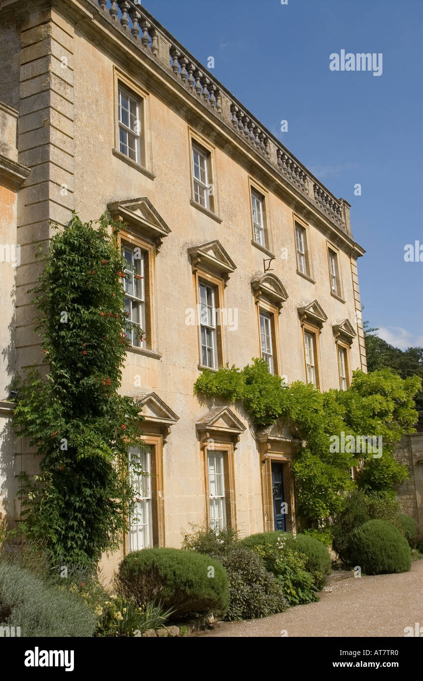 Iford manor garden hi-res stock photography and images - Alamy