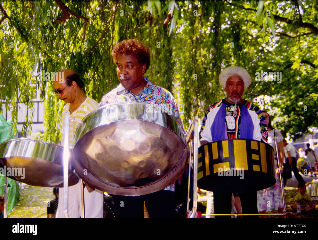 London steel drum band hi-res stock photography and images - Alamy