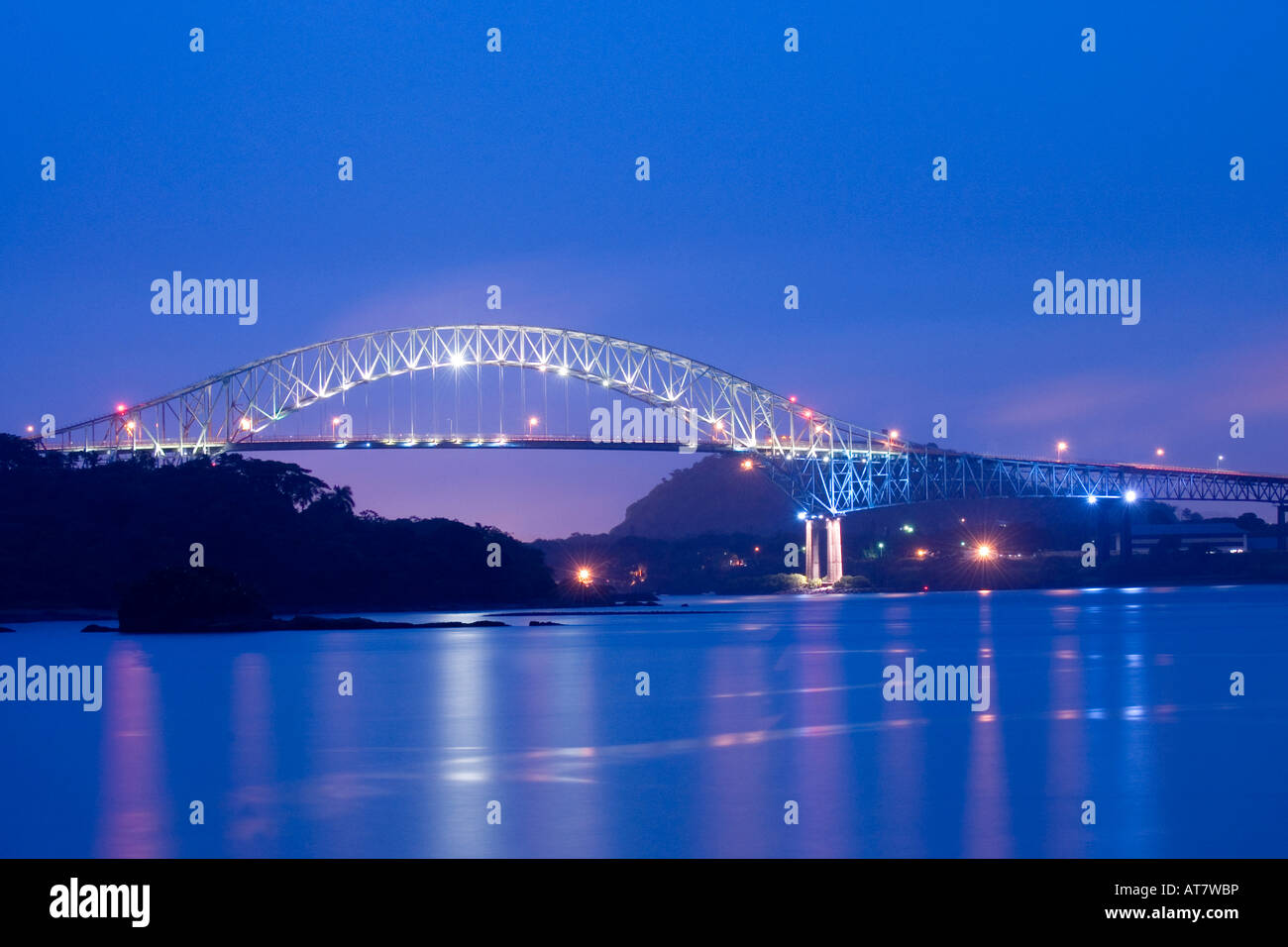 Panama bridges hi-res stock photography and images - Alamy
