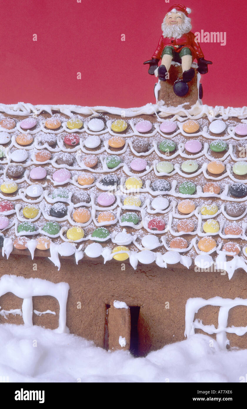 Gingerbread house - A christmas tradition Stock Photo - Alamy