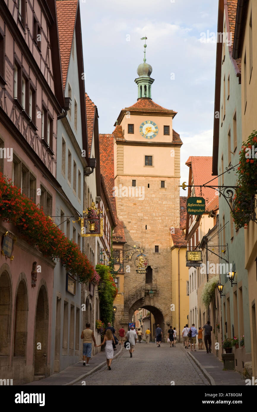 German people street hi-res stock photography and images - Alamy