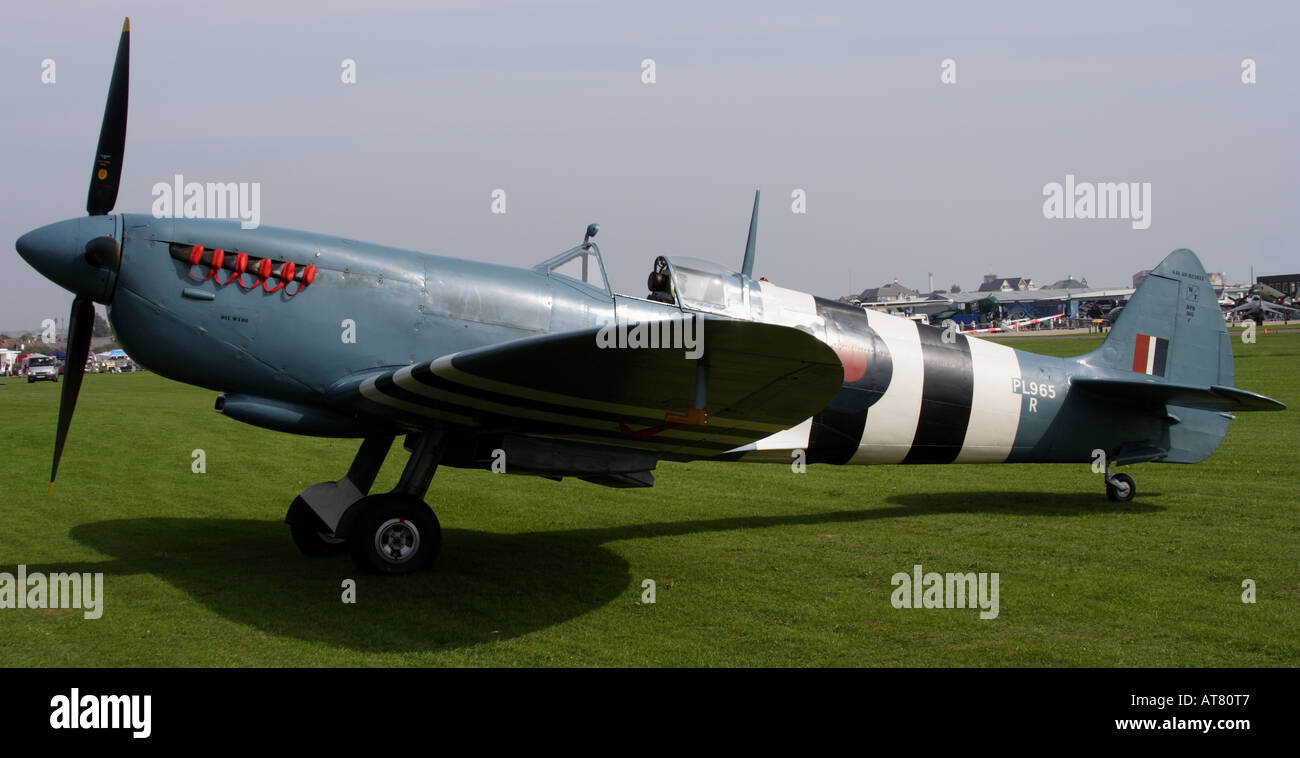 Raf plane hi-res stock photography and images - Alamy