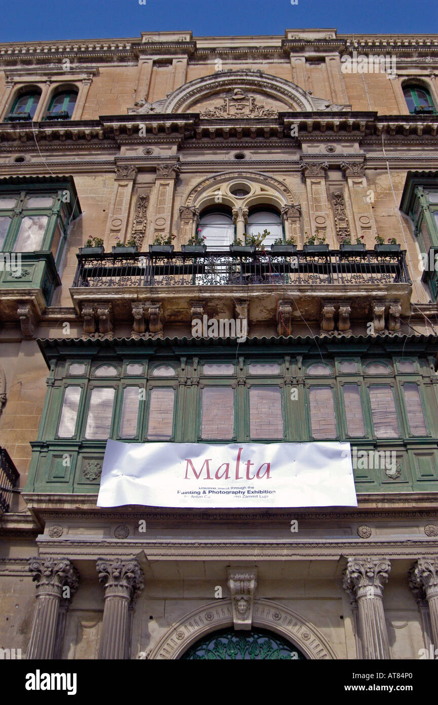 Typical building Vallletta Malta Stock Photo - Alamy