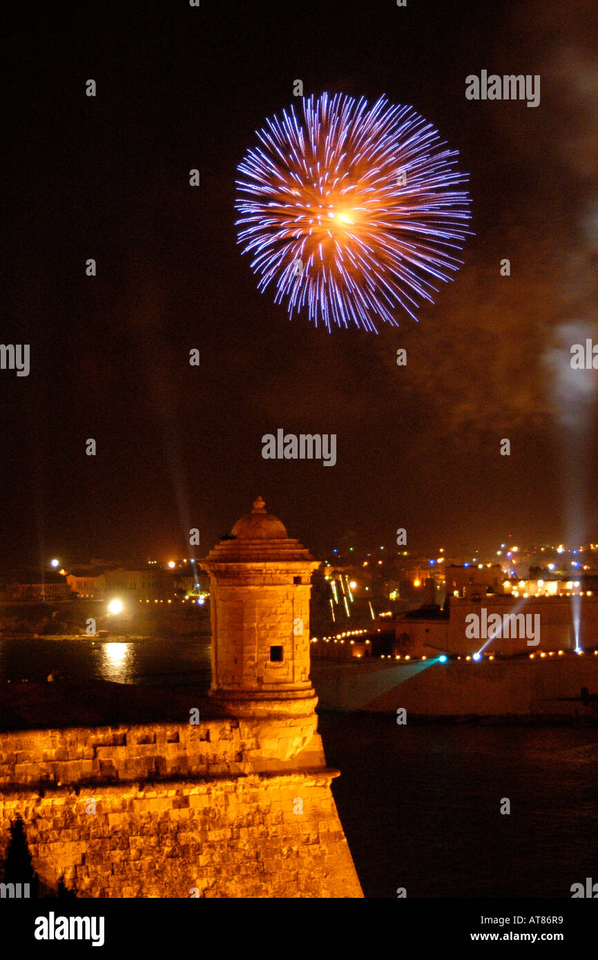 Firework display Fort Lascaris Valletta Malta Stock Photo - Alamy