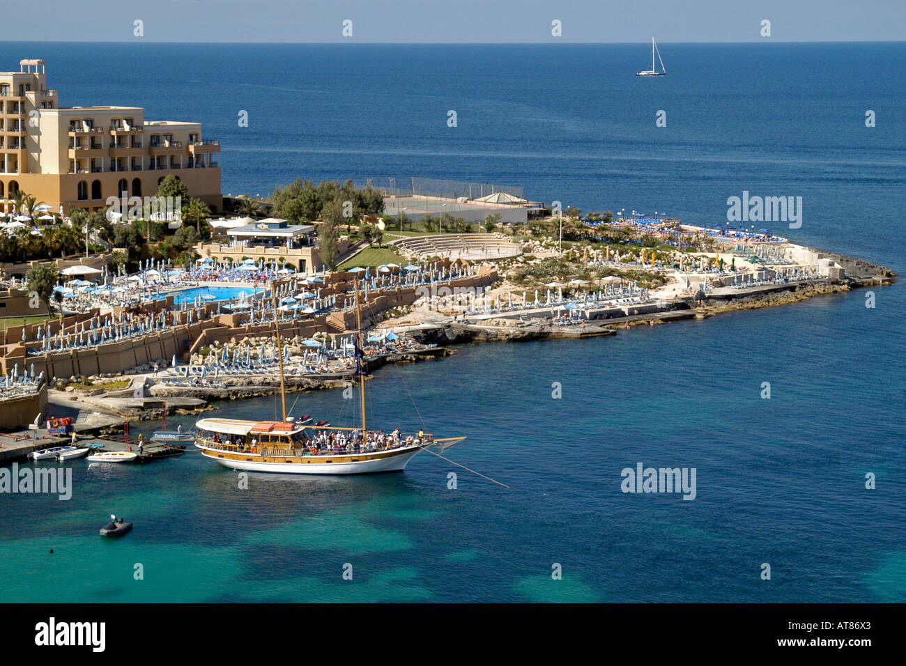 St george bay malta hi-res stock photography and images - Alamy