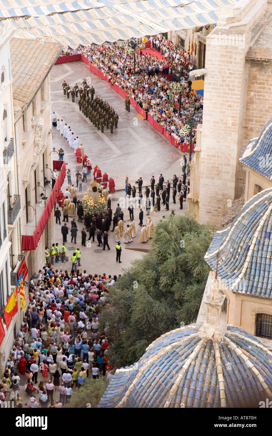 Mary may procession hi-res stock photography and images - Alamy