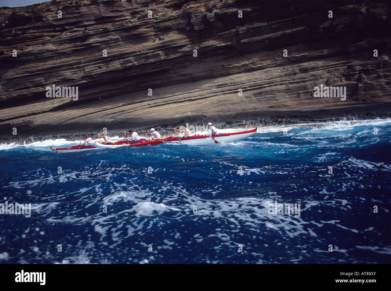 Outrigger canoe racing; Outrigger Canoe Club Men's crew, Men's Lanikai ...