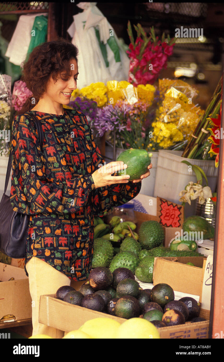 Oahu market hi-res stock photography and images - Alamy