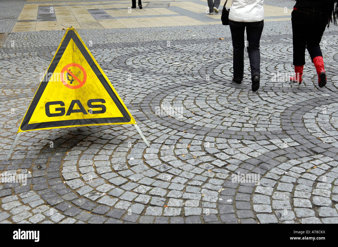 gas sign yellow warning triangle berlin germany pollution poison ...