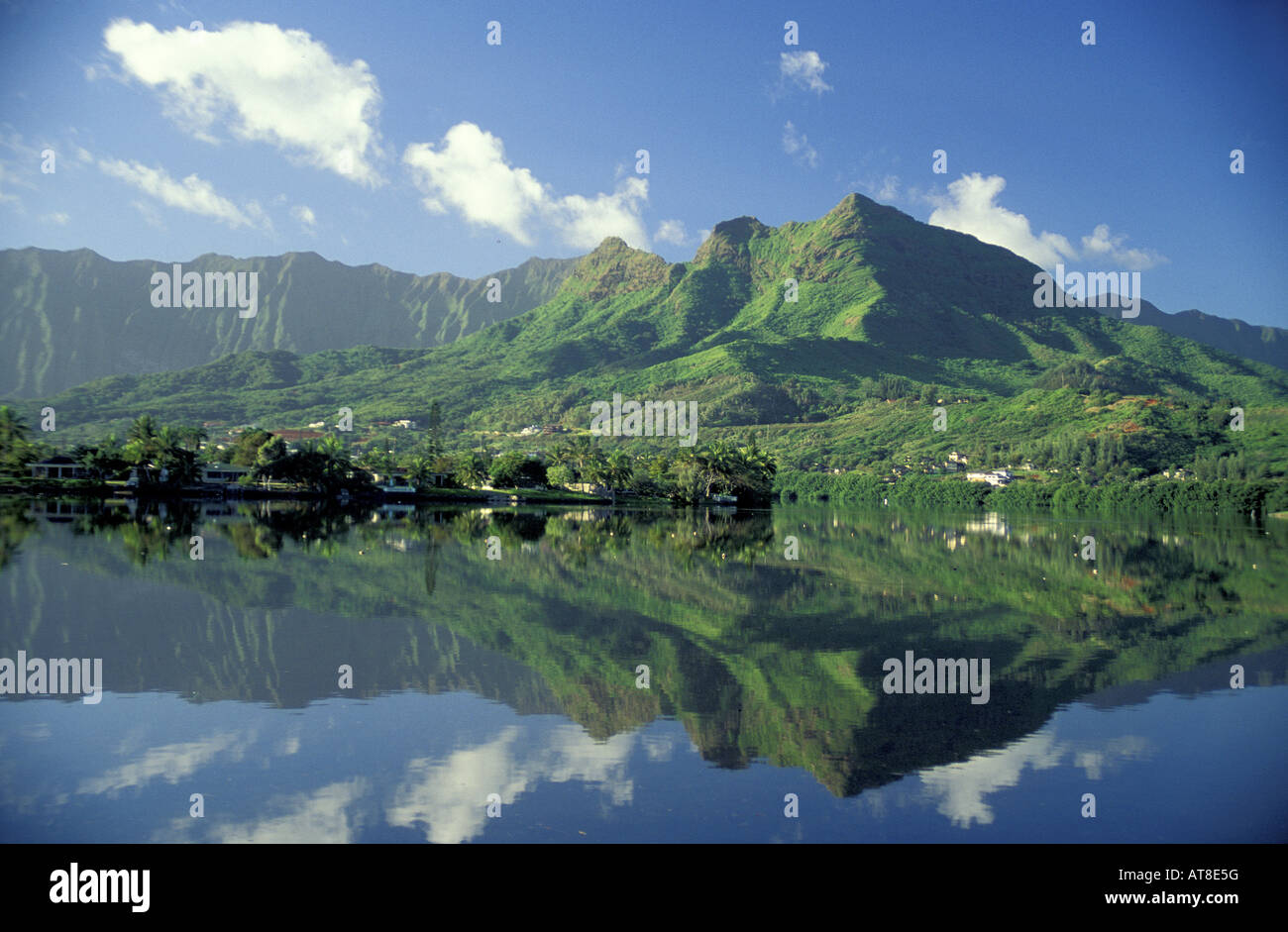 Enchanted Lakes area, Olomana and the Koolau Mountains, Kailua, Windward Oahu Stock Photo - Alamy