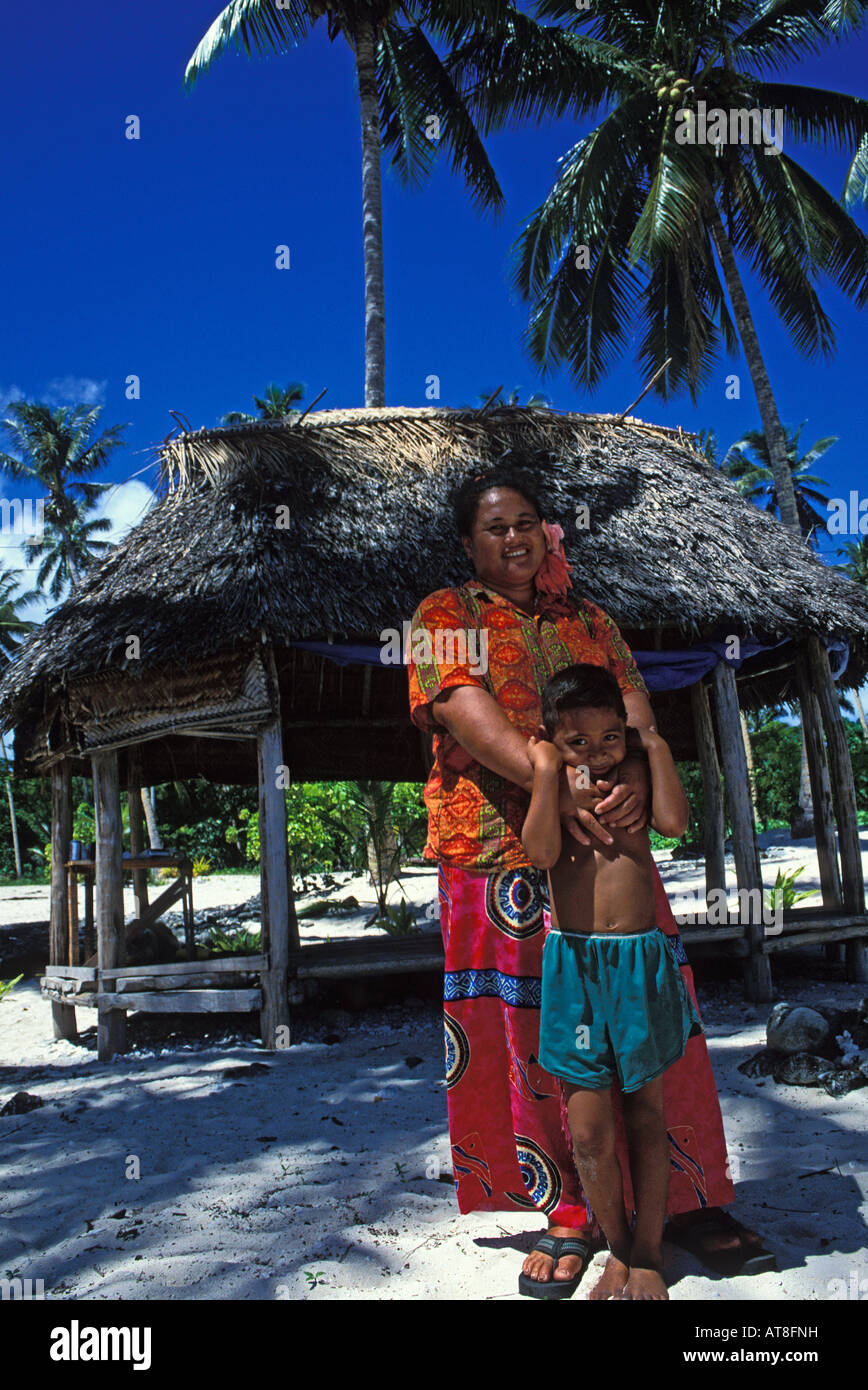 Family in northwestern Savaii, Western Samoa Stock Photo - Alamy