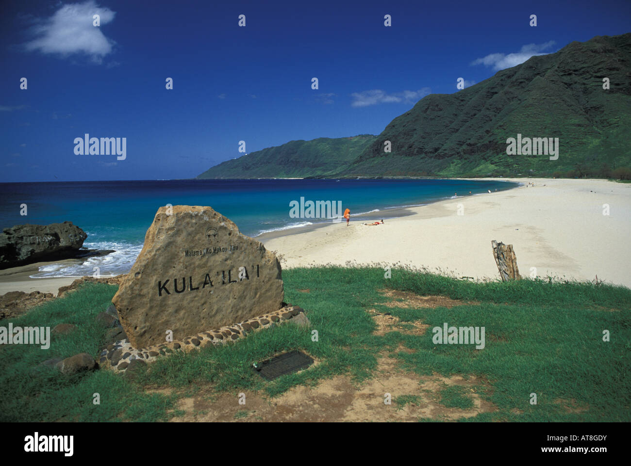 Makua beach, Leeward Oahu Stock Photo - Alamy