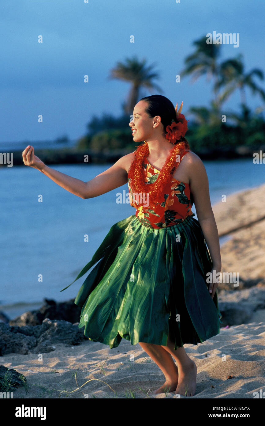 Hula auana hi-res stock photography and images - Alamy