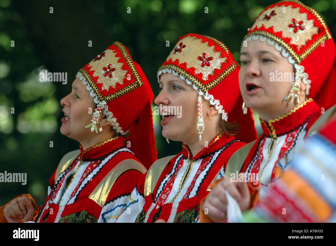 Russian national clothes hi-res stock photography and images - Alamy