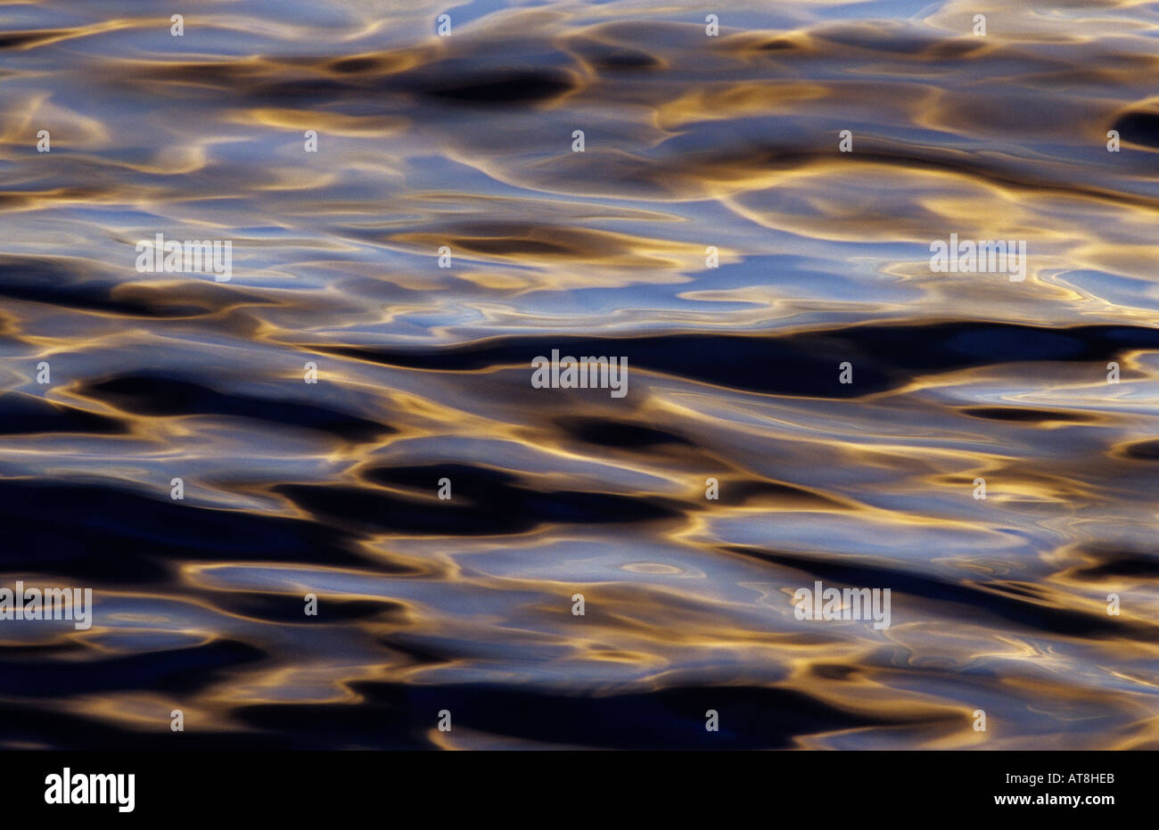 Colour flow designs hi-res stock photography and images - Alamy