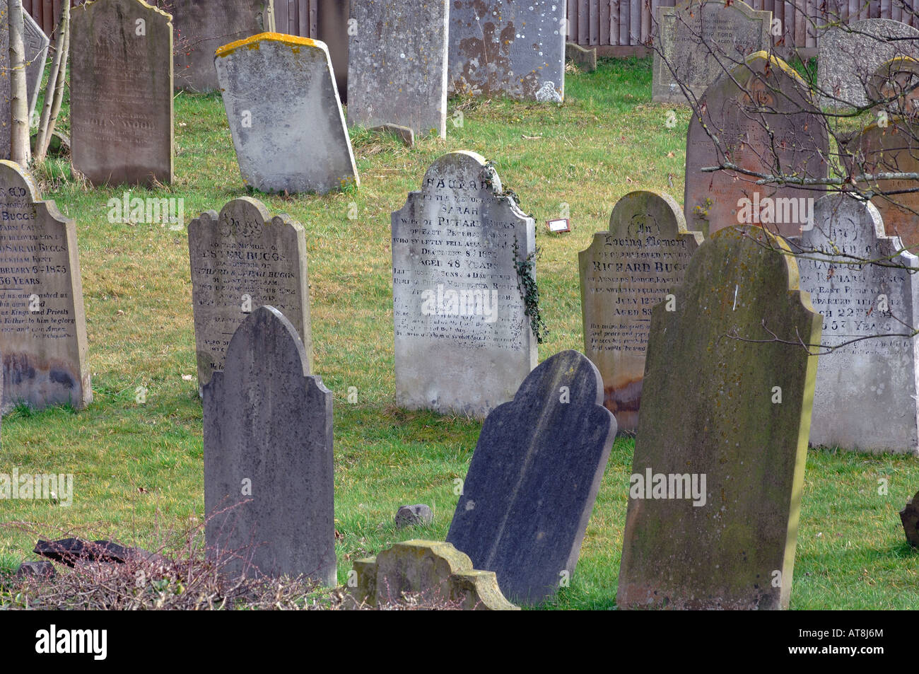 Grave head stones hi-res stock photography and images - Alamy