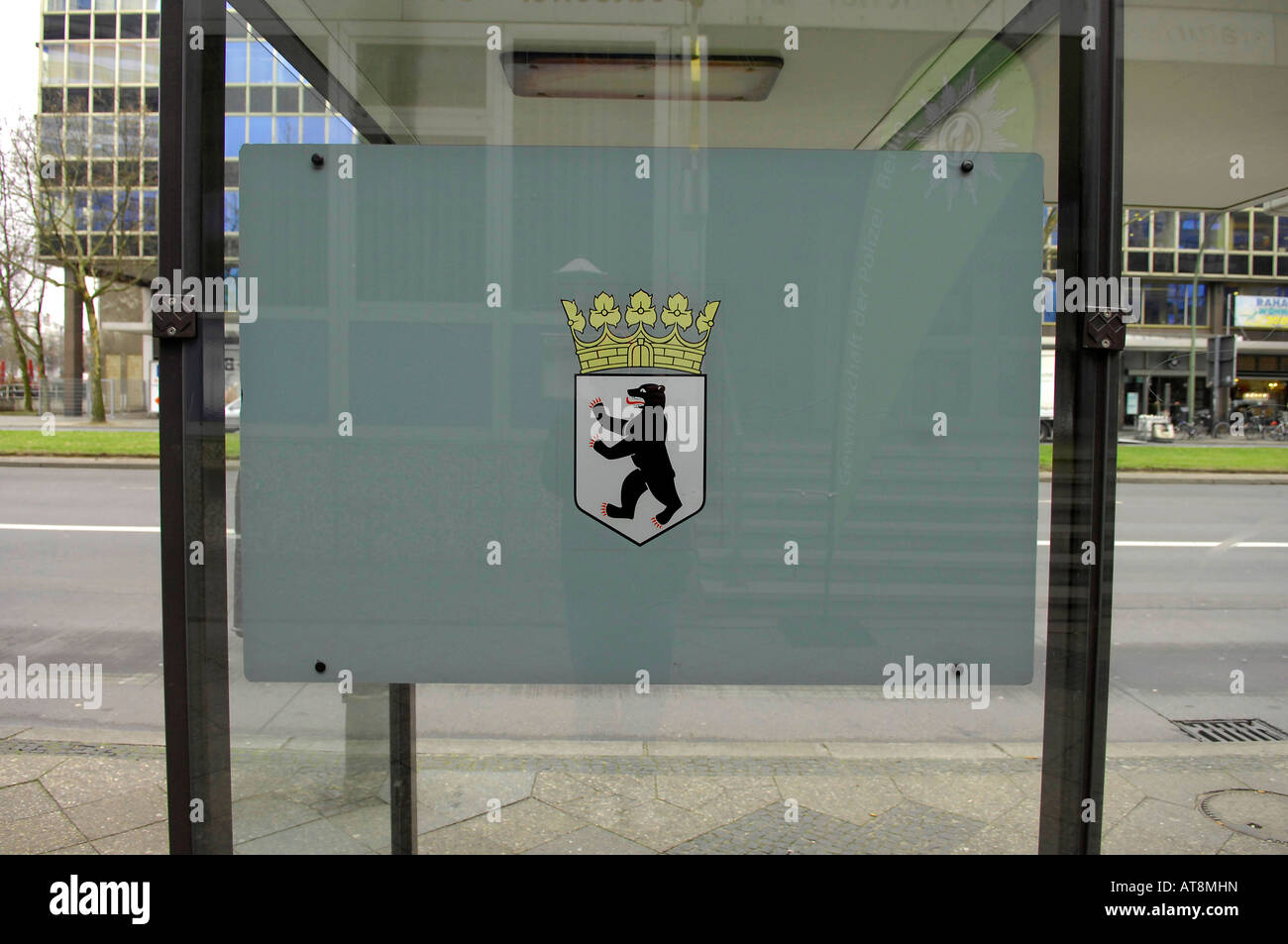 berlin bus stop germany city urban public transport crest bear Stock ...
