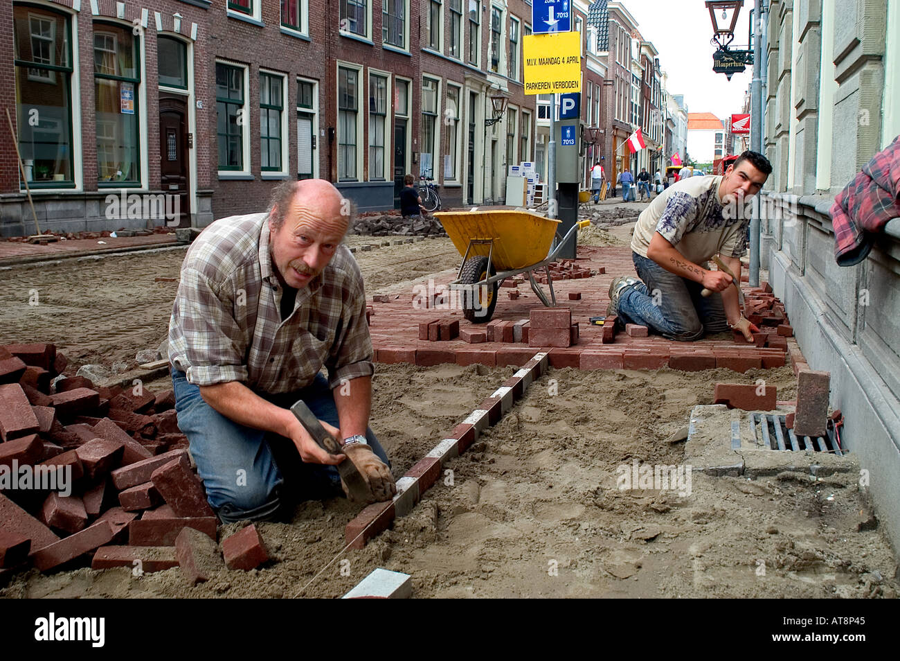 Paviour hi-res stock photography and images - Alamy