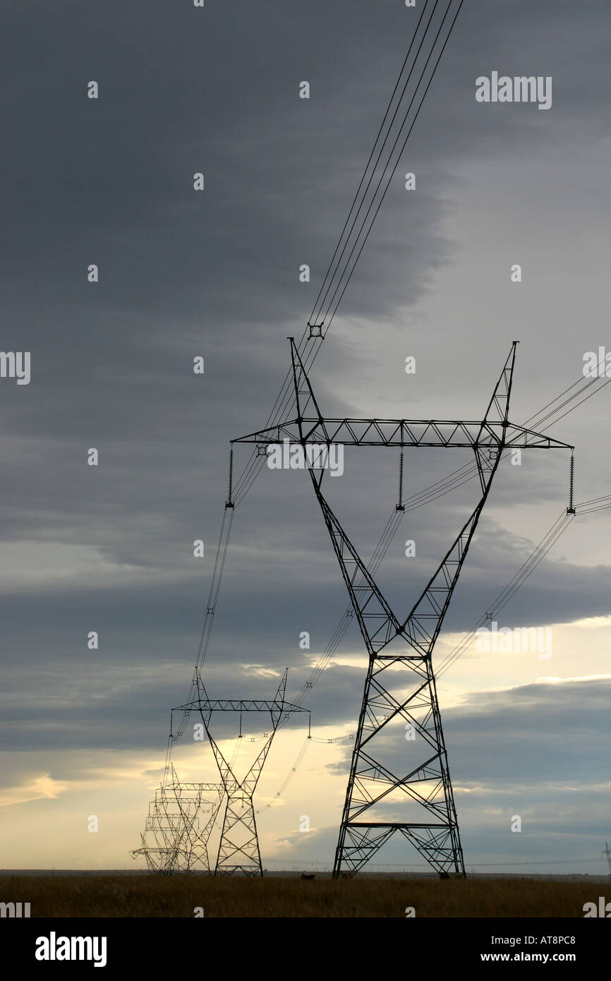 Electrical power transmission Stock Photo - Alamy