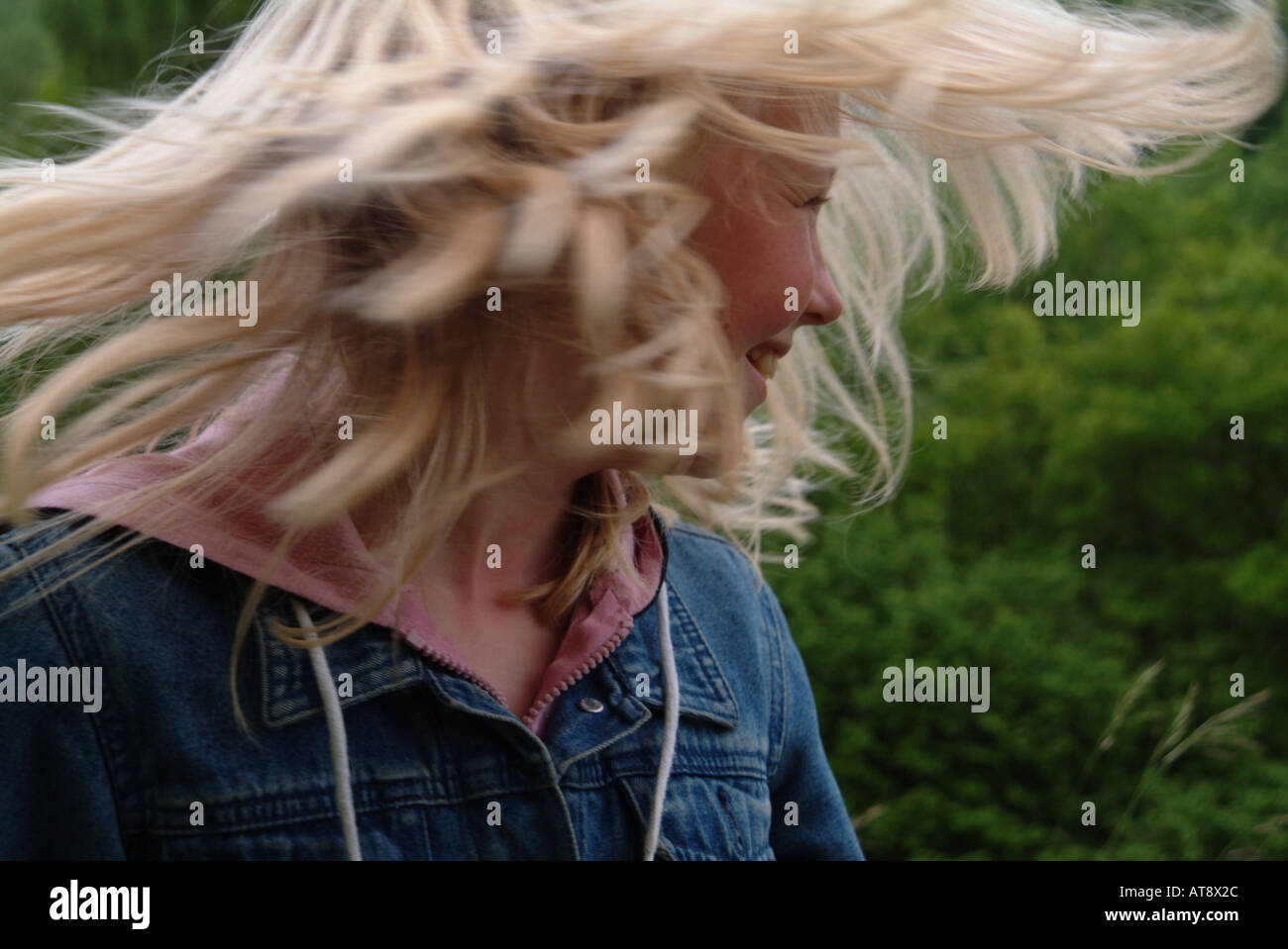 Girl shaking her head hi-res stock photography and images - Alamy