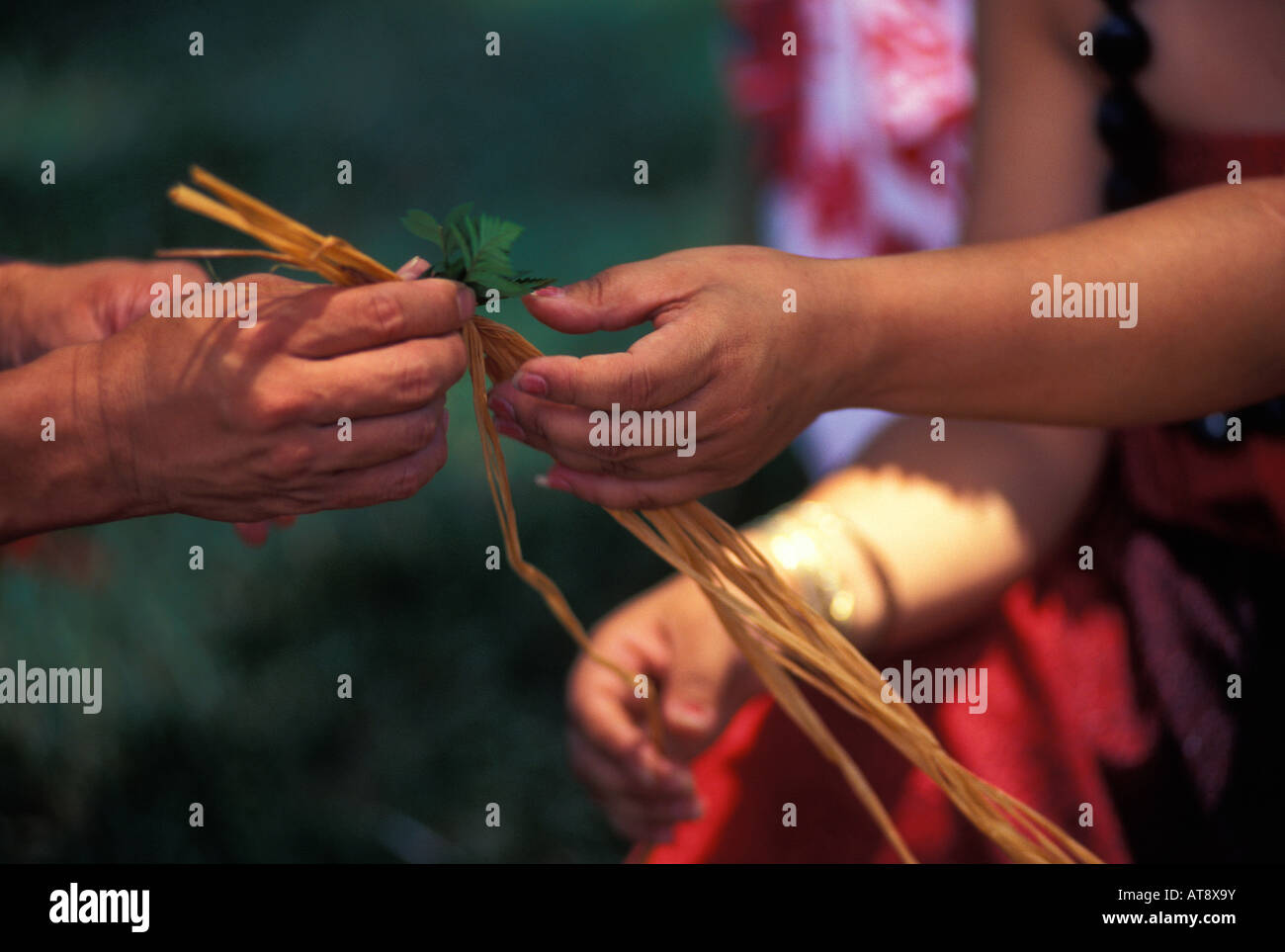 Haku lei hi-res stock photography and images - Alamy