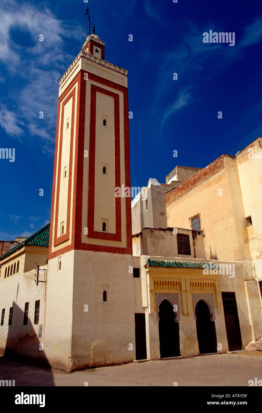 minaret of mosque, minaret, mosque, medina, Fes el-Bali, city of Fez ...