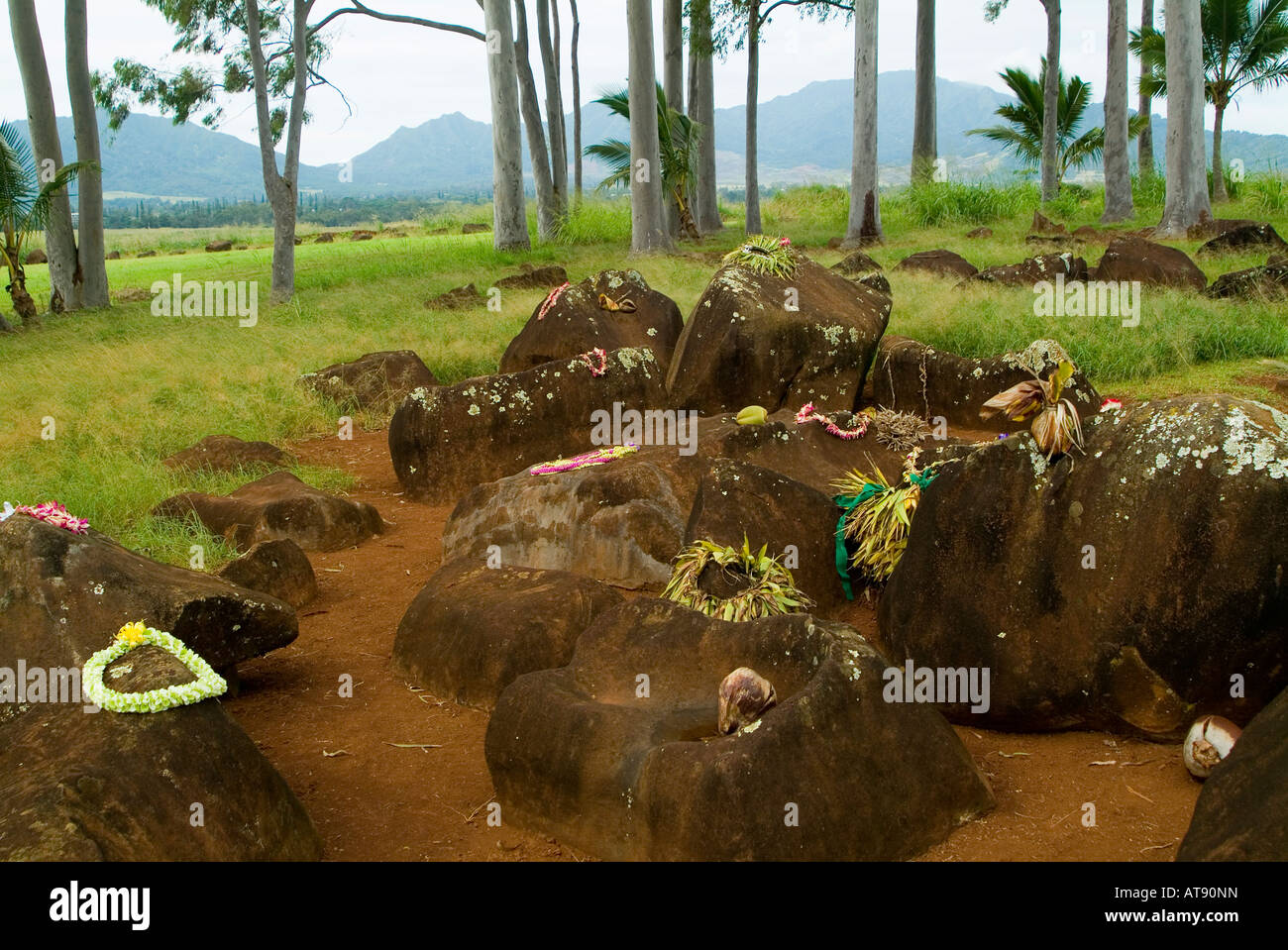 Birthing stone hawaii hi-res stock photography and images - Alamy