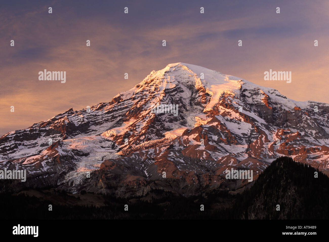 Mount Rainier at sunset from Rucksecker Point Mount Rainier National ...
