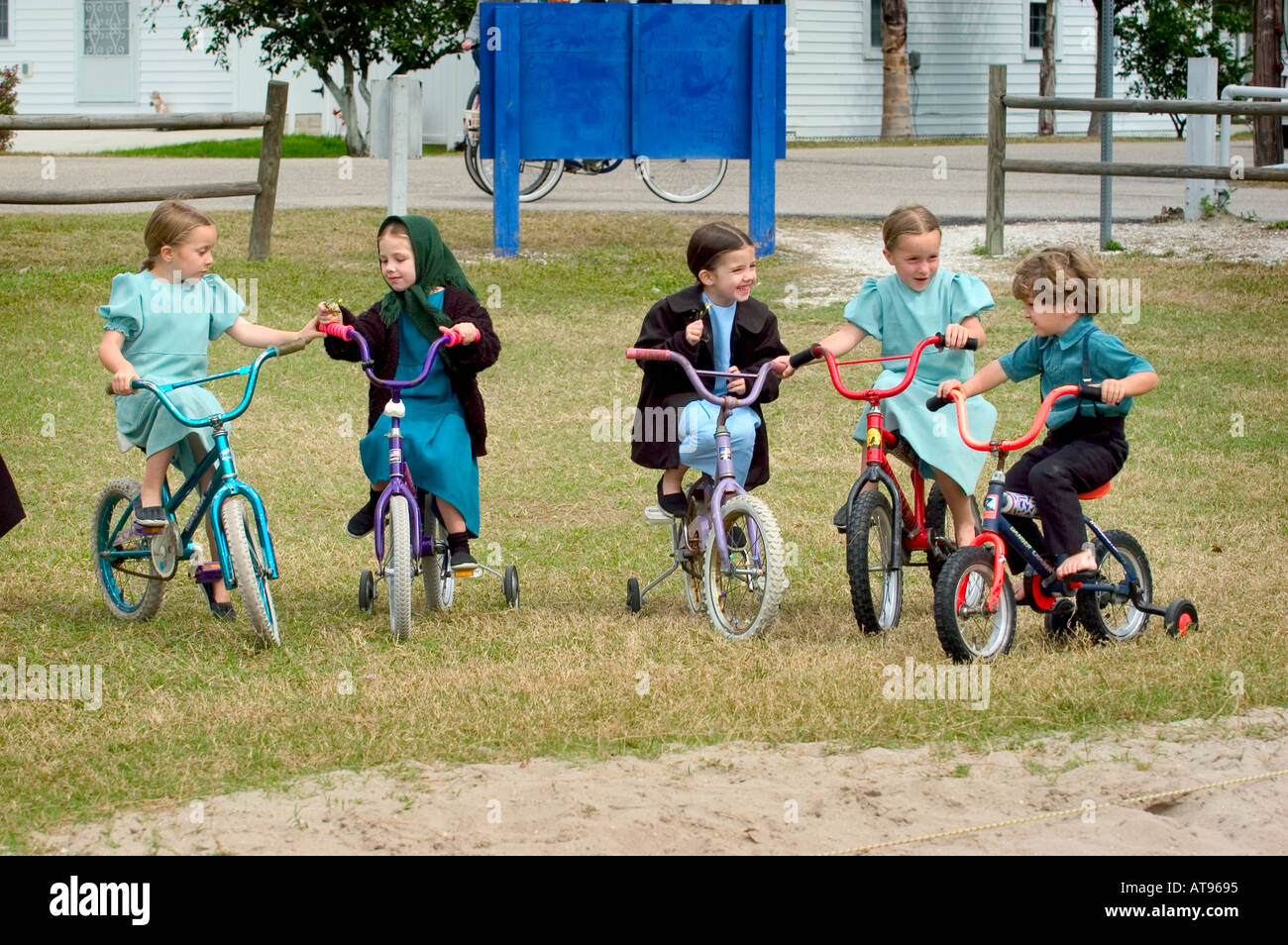 Amish activities at their winter quarters at Pinecraft Village Sarasota ...