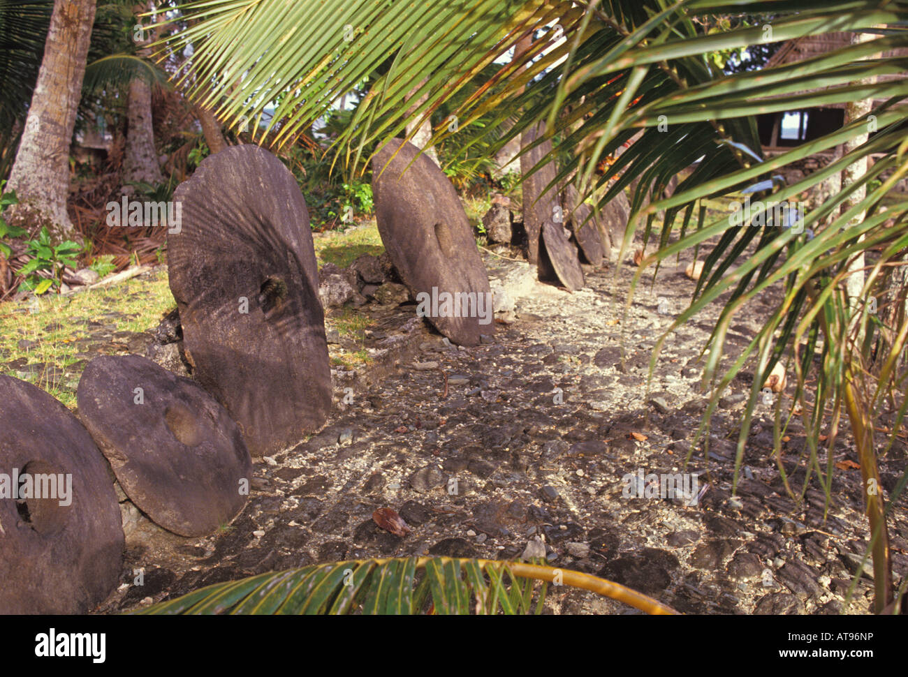 Yap money hi-res stock photography and images - Alamy