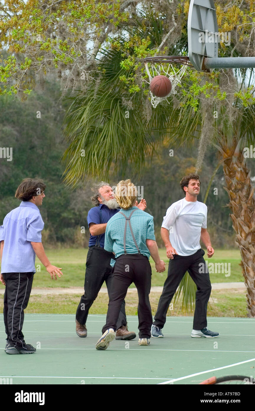 Amish activities at their winter quarters at Pinecraft Village Sarasota ...