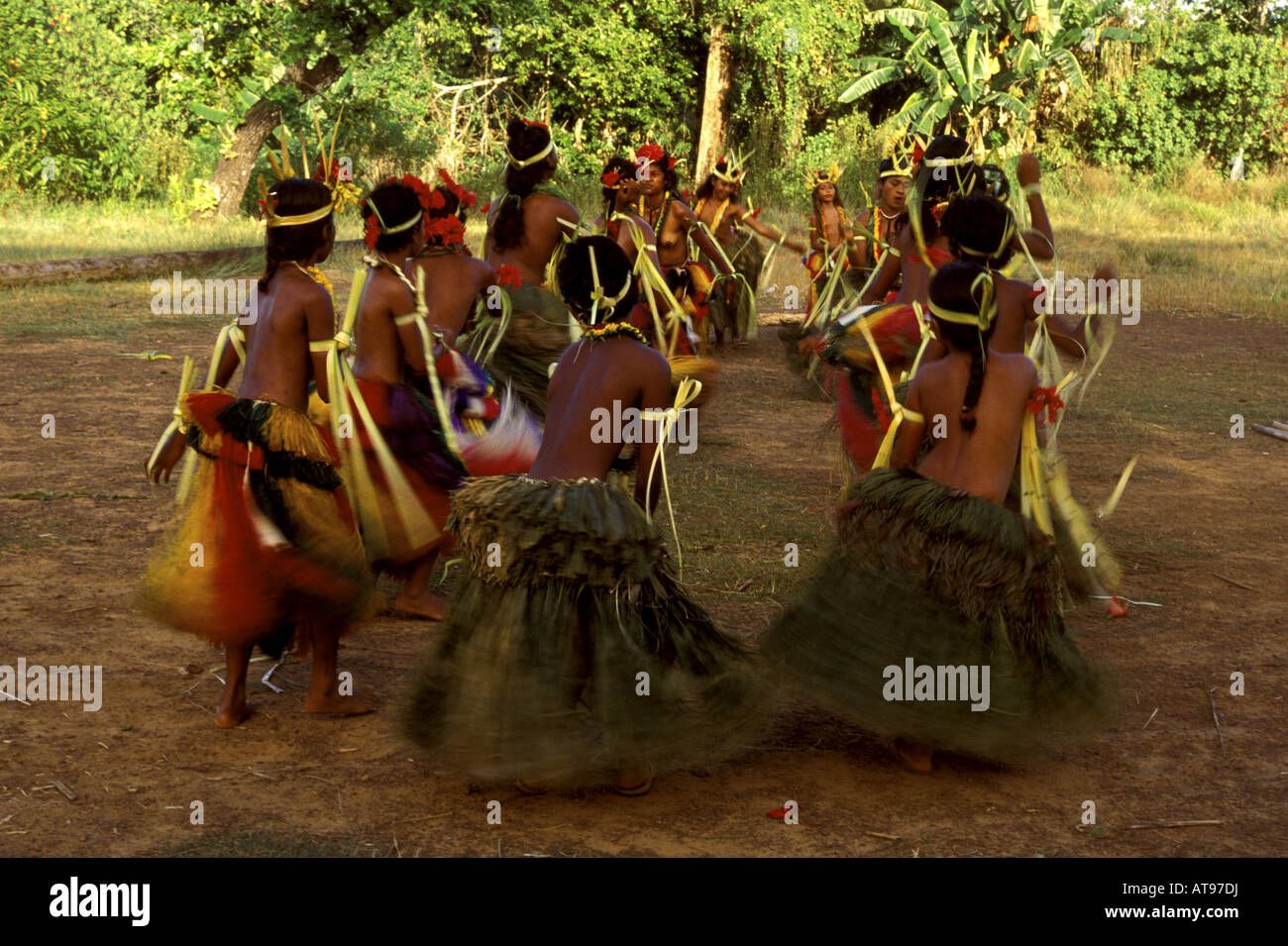 Micronesia yap women people hi-res stock photography and images - Alamy