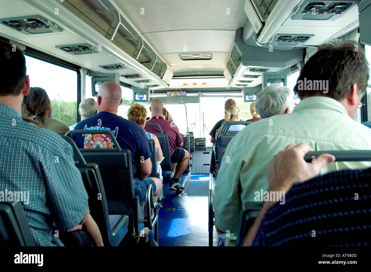 Tourist bus at Spaceship Shuttle display at NASA John Fitzgerald ...