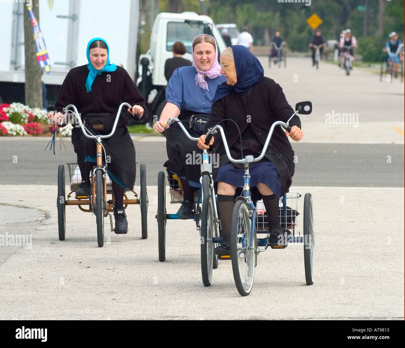 Amish activities at their winter quarters at Pinecraft Village Sarasota ...