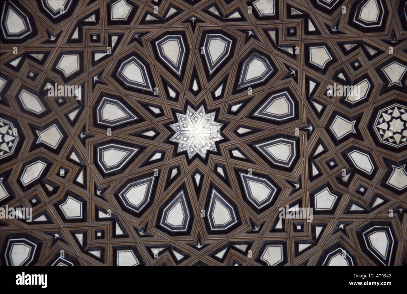 Islamic Sacred Geometry