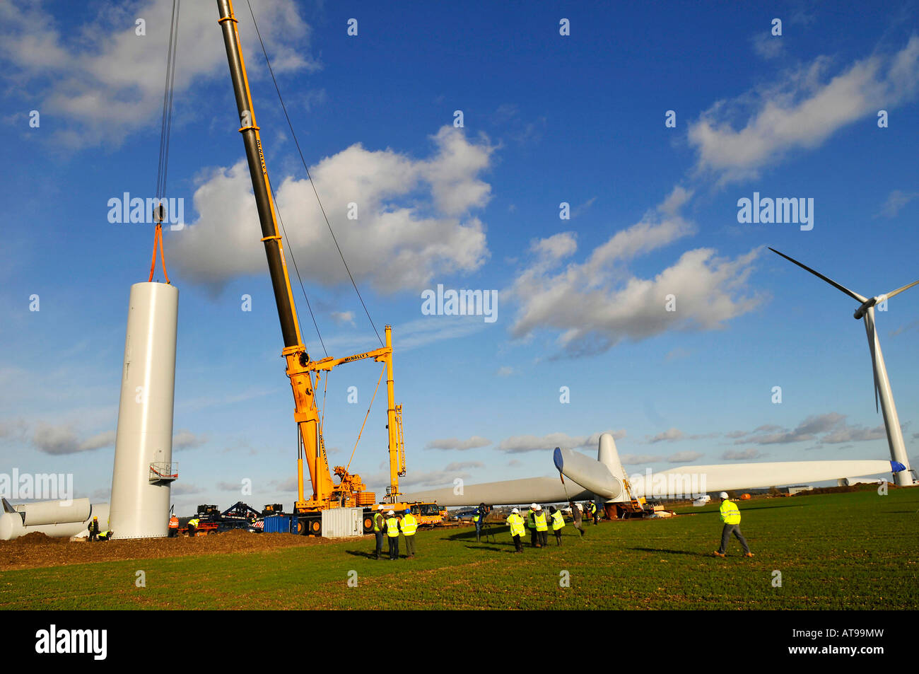 final day of construction at Westmill Wind Farm, Shrivenham ...