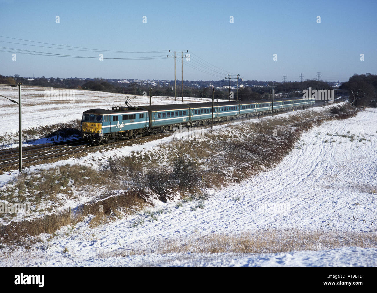 Class 86 locomotive hi-res stock photography and images - Alamy