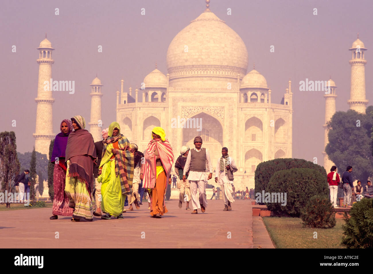 Local people visiting the Taj Mahal Agra India Stock Photo - Alamy