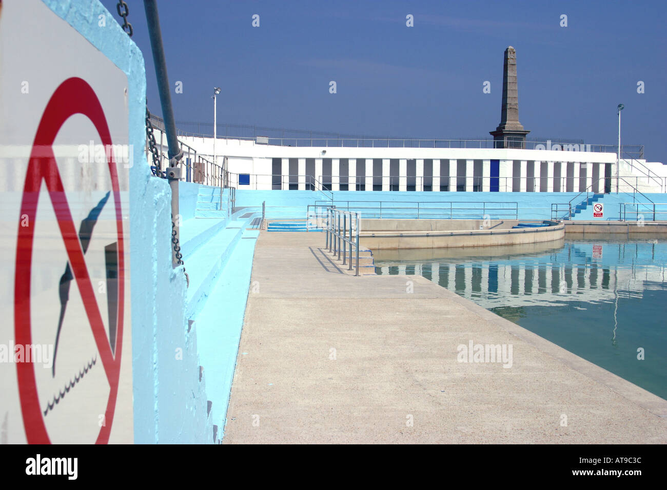 Jubilee pool penzance hi-res stock photography and images - Alamy
