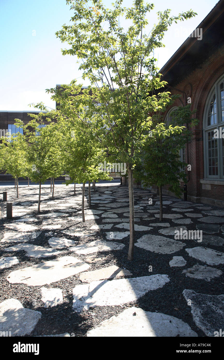 Contemporary Garden Design. Crazy paving made from irregular slabs of ...