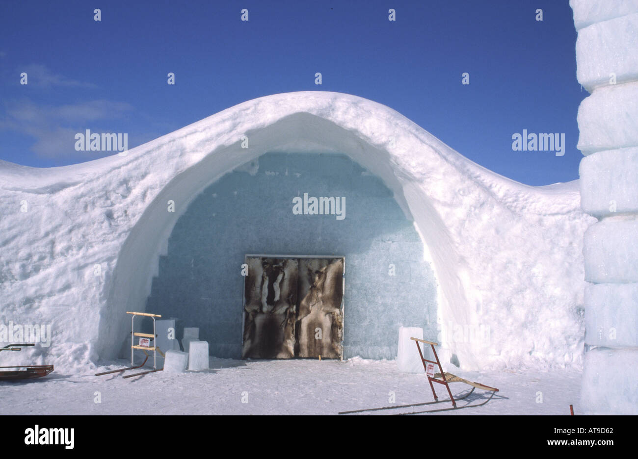 Entry elements hi-res stock photography and images - Alamy