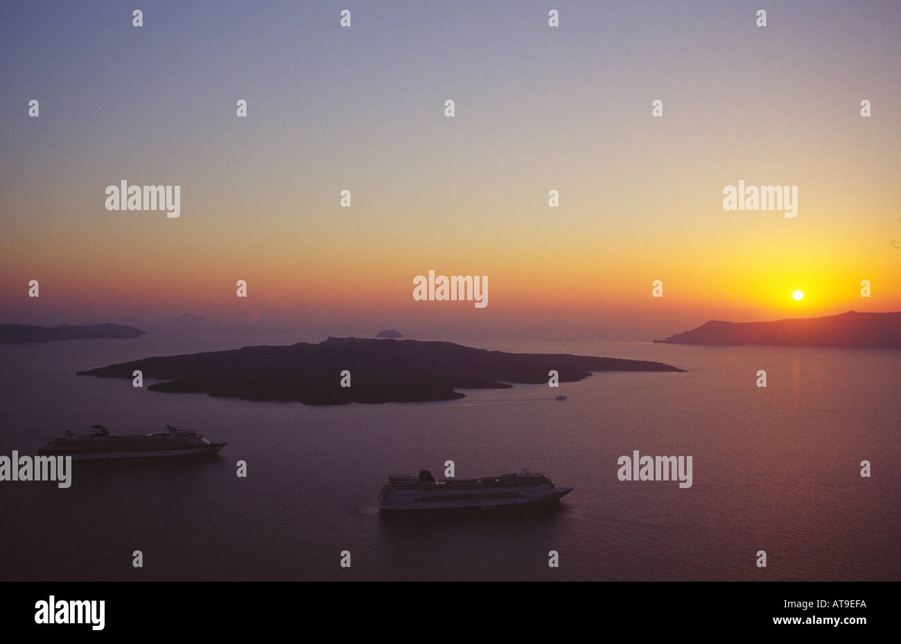 Cyclade islands sunset hi-res stock photography and images - Alamy