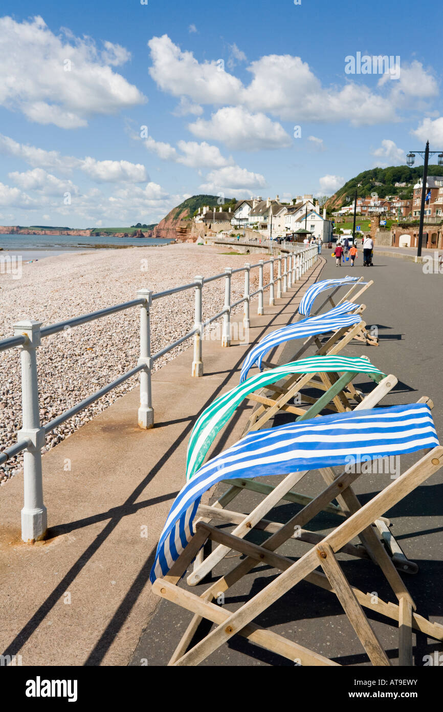 A windy day on the seafront at Sidmouth, Devon Stock Photo - Alamy