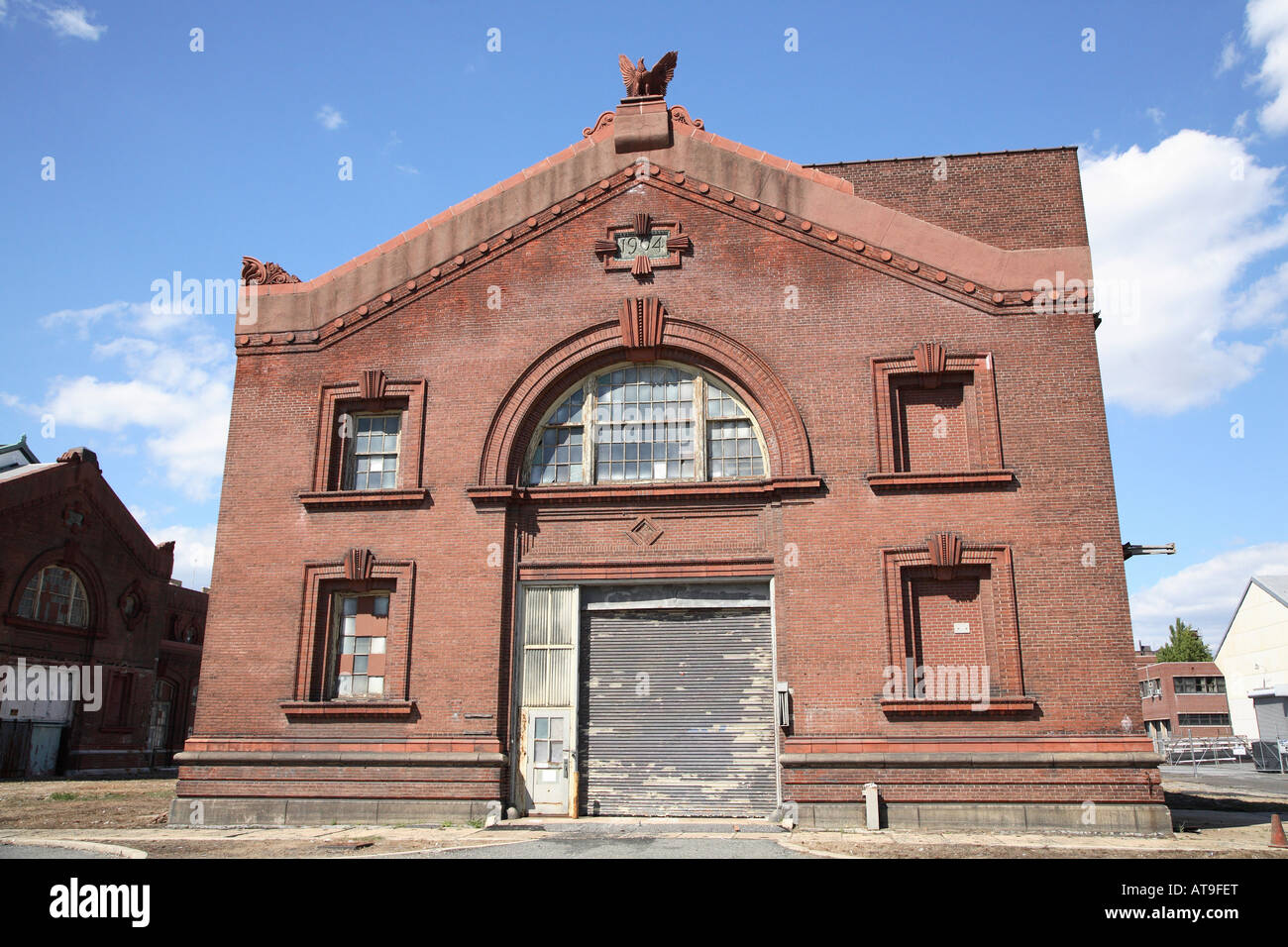 Terra cotta brickwork hi-res stock photography and images - Alamy